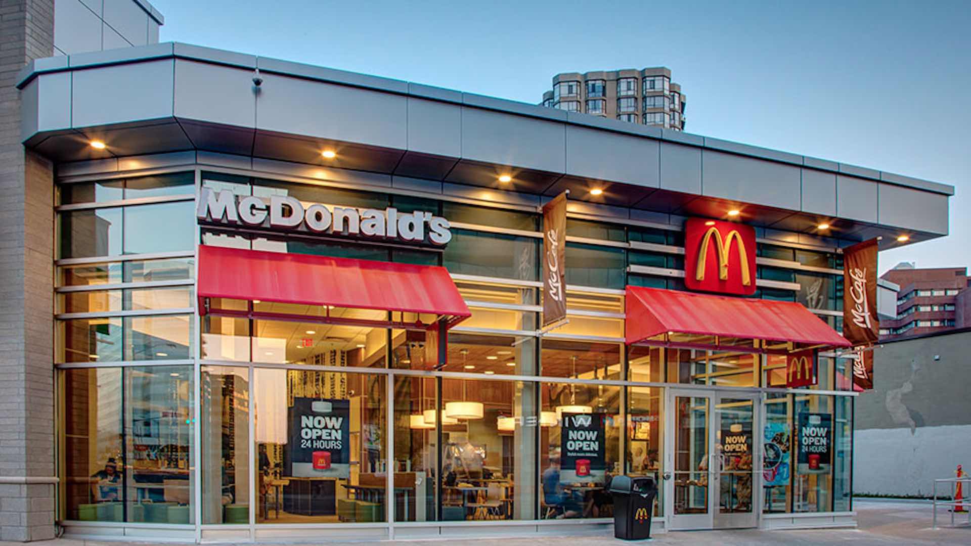 McDonald’s reports 14 percent revenue growth as menu prices rise - Arab ...